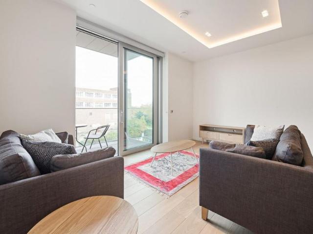 3 bedroom flat to rent