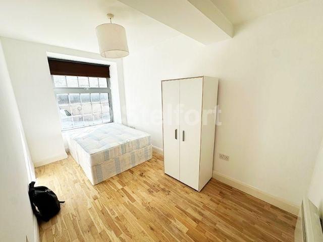 3 bedroom flat to rent
