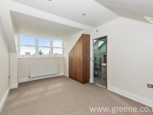 3 bedroom flat to rent