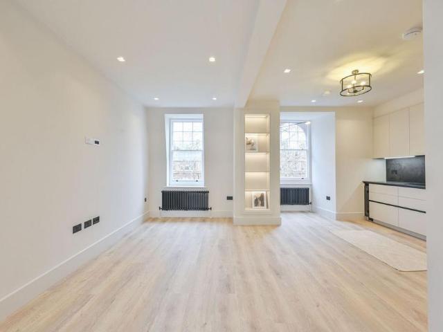 3 bedroom flat to rent