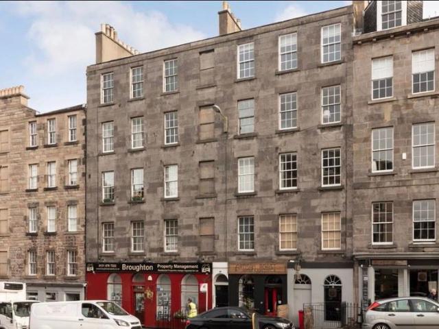 3 bedroom flat to rent