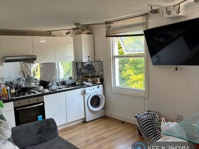 3 bedroom flat to rent