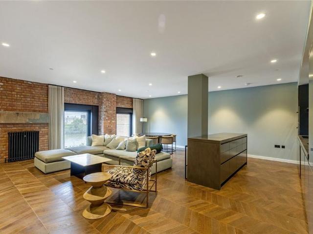 3 bedroom flat to rent