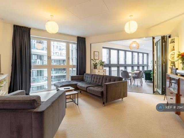 3 bedroom flat to rent