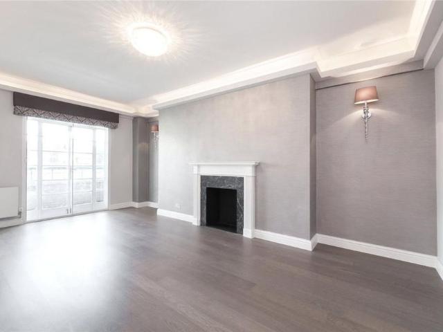 3 bedroom flat to rent