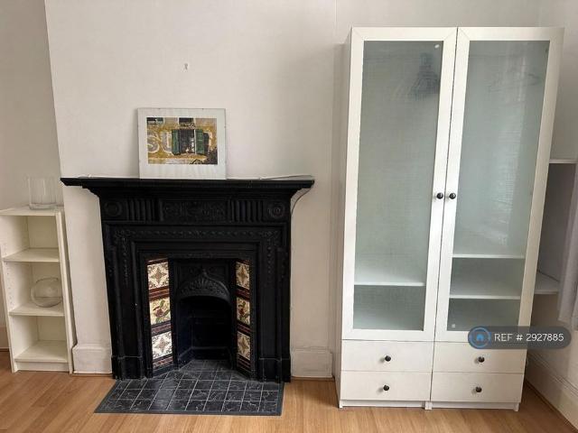 3 bedroom flat to rent