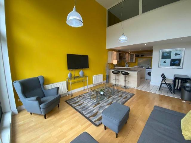3 bedroom flat to rent