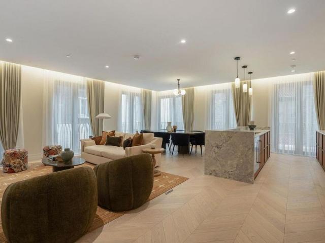 3 bedroom flat to rent