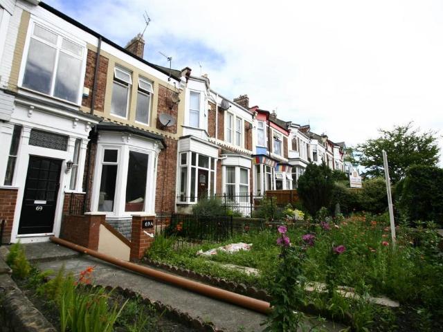 3 bedroom flat to rent