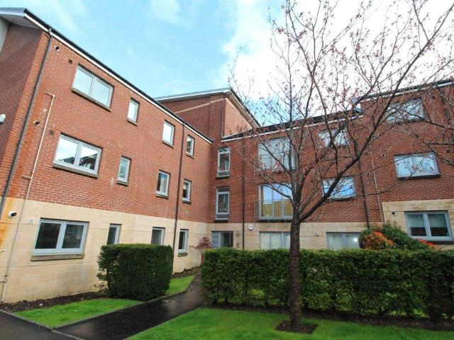 3 bedroom flat to rent