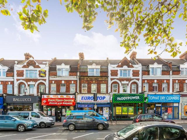 3 bedroom flat to rent