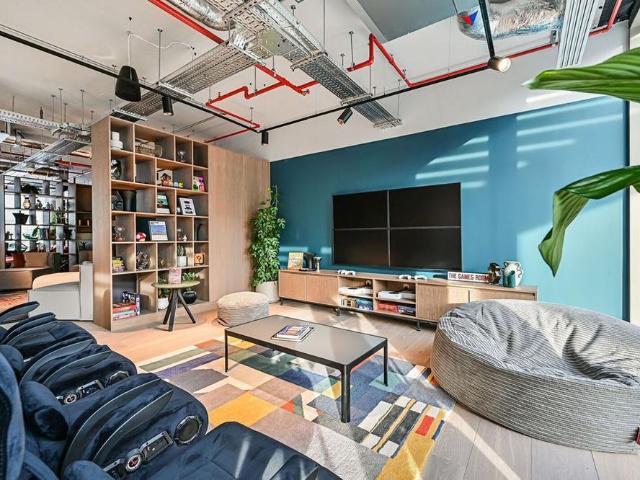 3 bedroom flat to rent
