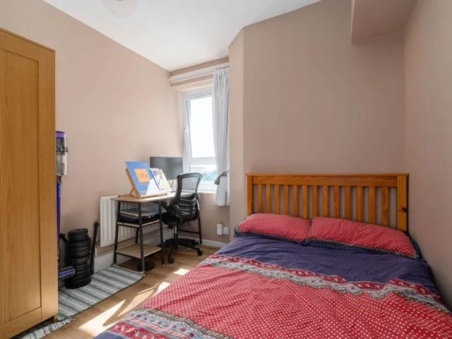 3 bedroom flat to rent