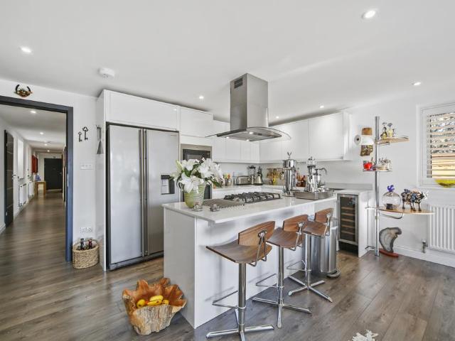 3 bedroom flat to rent
