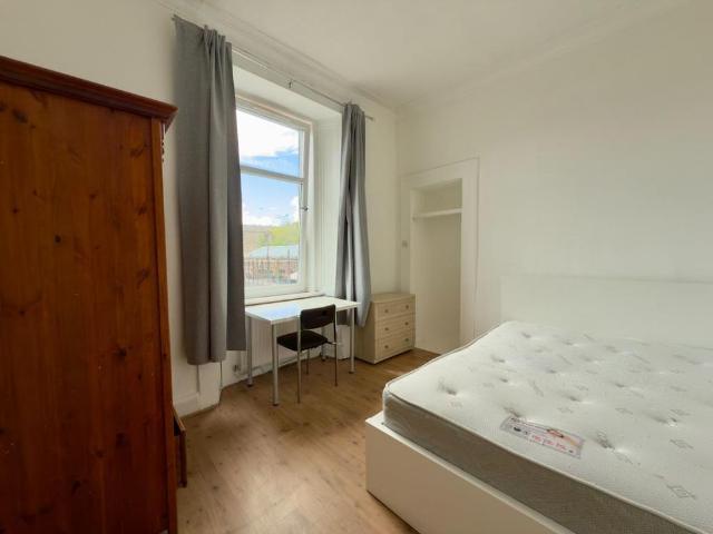 3 bedroom flat to rent
