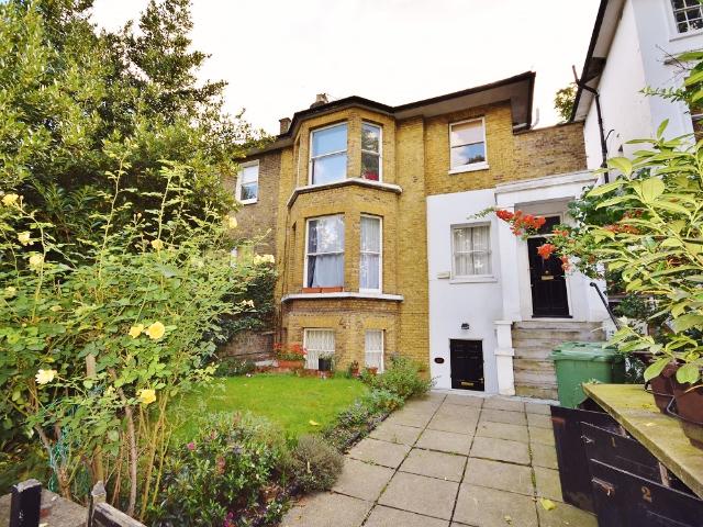 3 Bedroom Flat to Rent