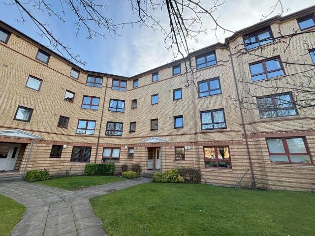 3 bedroom flat to rent