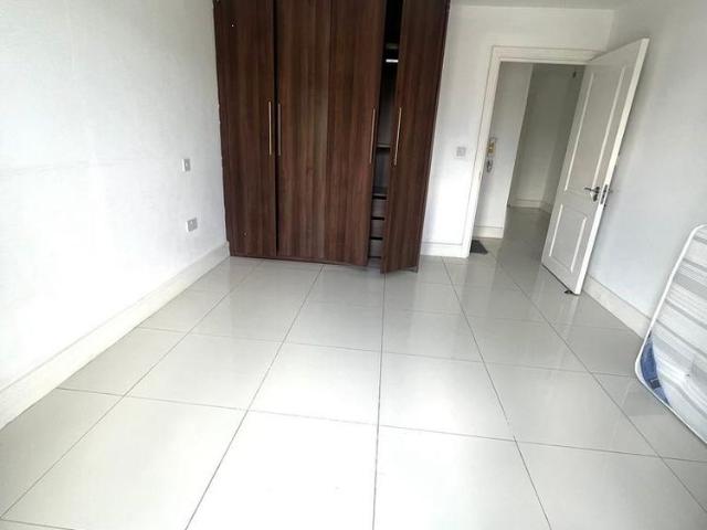 3 bedroom flat to rent