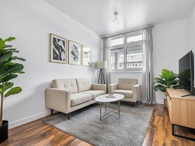 3 bedroom flat to rent