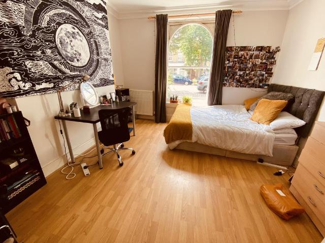 3 bedroom flat to rent