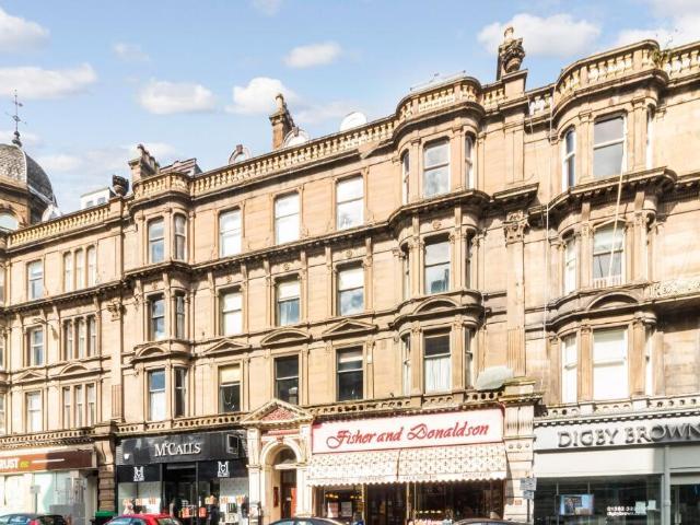 3 bedroom flat to rent