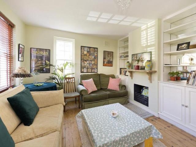 3 bedroom flat to rent