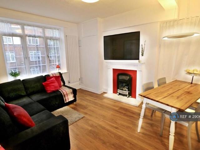 3 bedroom flat to rent