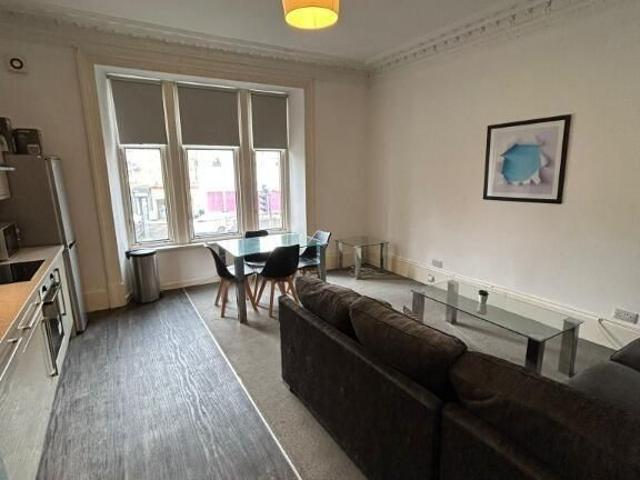 3 bedroom flat to rent