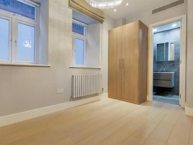 3 bedroom flat to rent