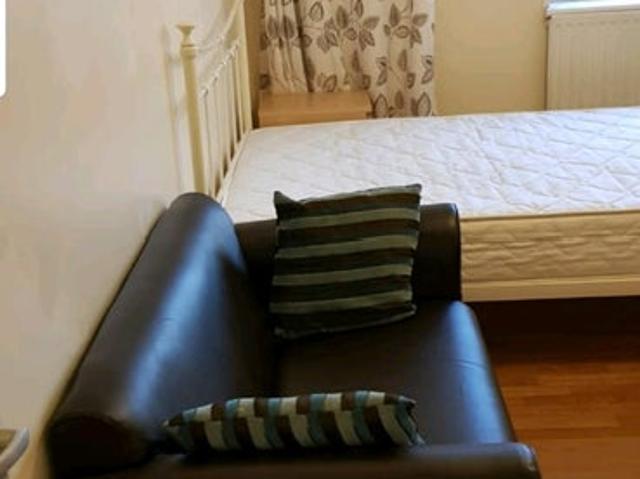 3 Bedroom Flat Available from 1st June 2026