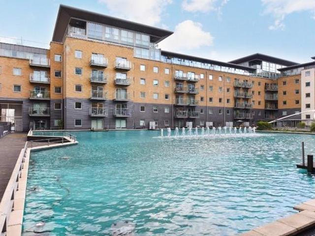 3 bedroom flat for sale