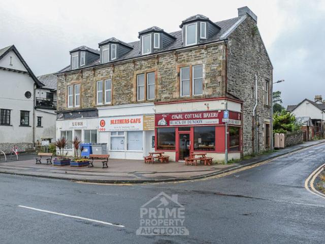 3 bedroom flat for sale