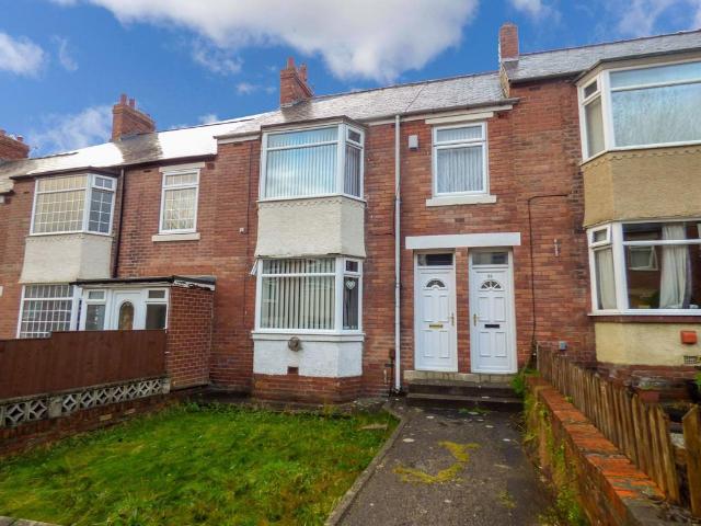 3 bedroom flat for sale
