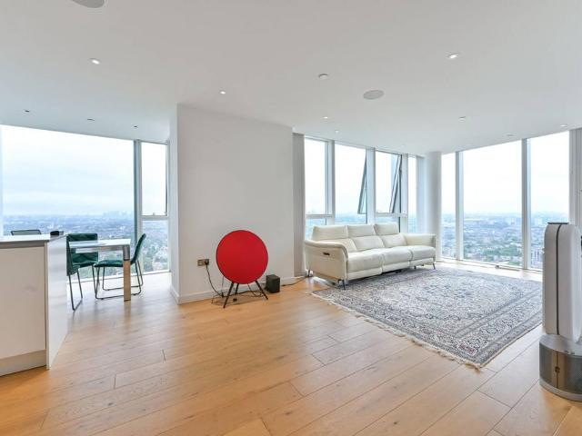 3 bedroom flat for sale