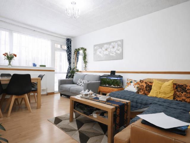 3 bedroom flat for sale