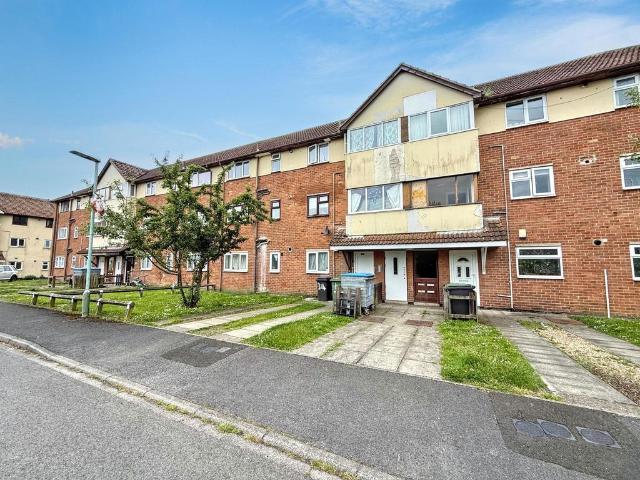 3 bedroom flat for sale