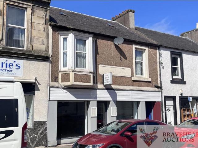3 bedroom flat for sale