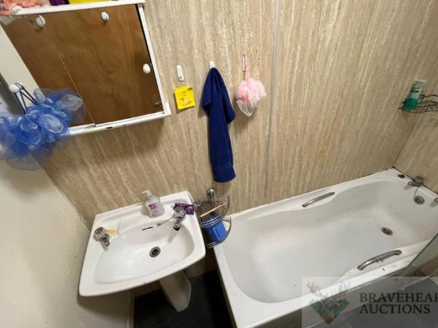 3 bedroom flat for sale