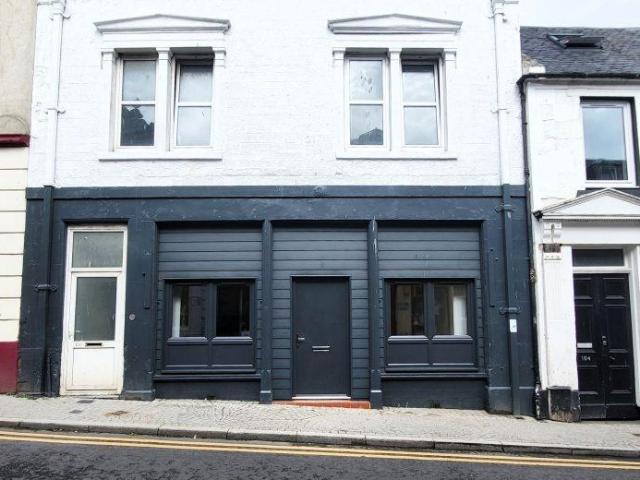 3 bedroom flat for sale