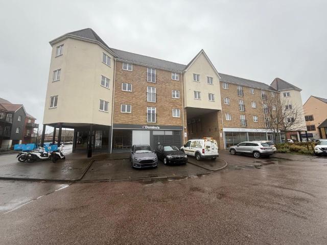 3 bedroom flat for sale