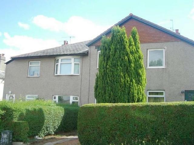 3 bedroom flat for sale