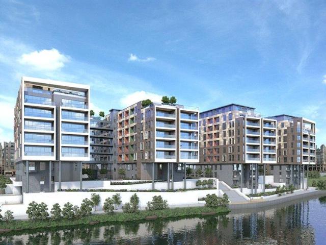 3 bedroom flat for sale