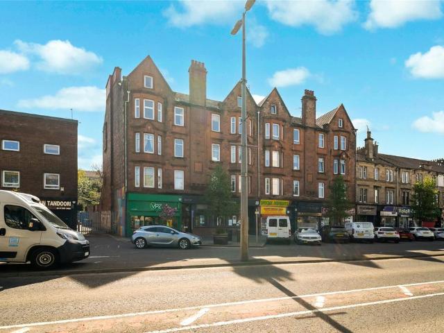 3 bedroom flat for sale