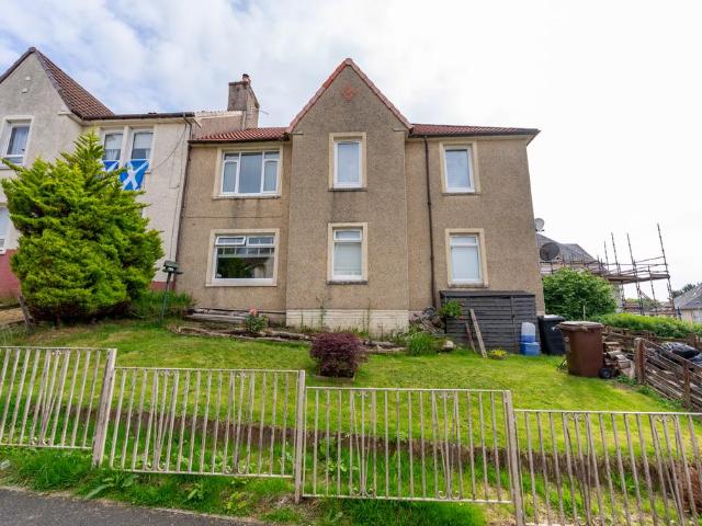 3 bedroom flat for sale