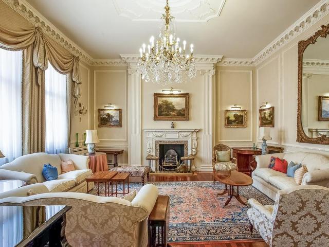 3 bedroom flat for sale
