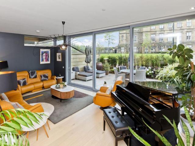 3 bedroom apartment for sale