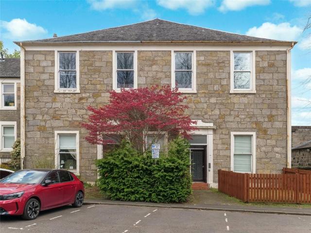 3 bedroom flat for sale