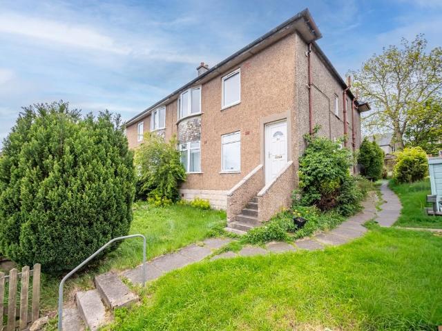 3 bedroom flat for sale