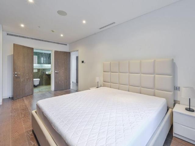 3 bedroom flat for sale