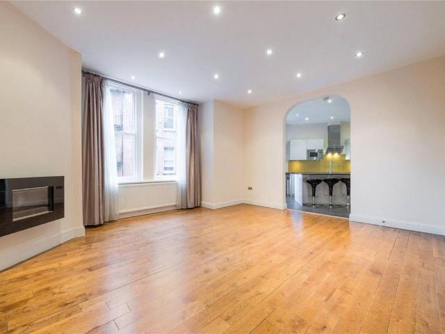 3 bedroom flat for sale